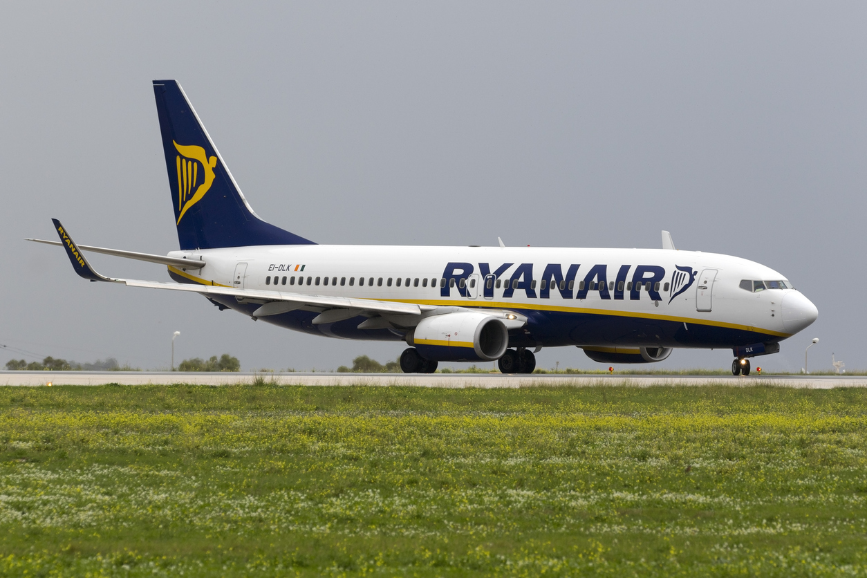 Green Travel: Ryanair’s Sustainability Efforts - Improving Fuel ...